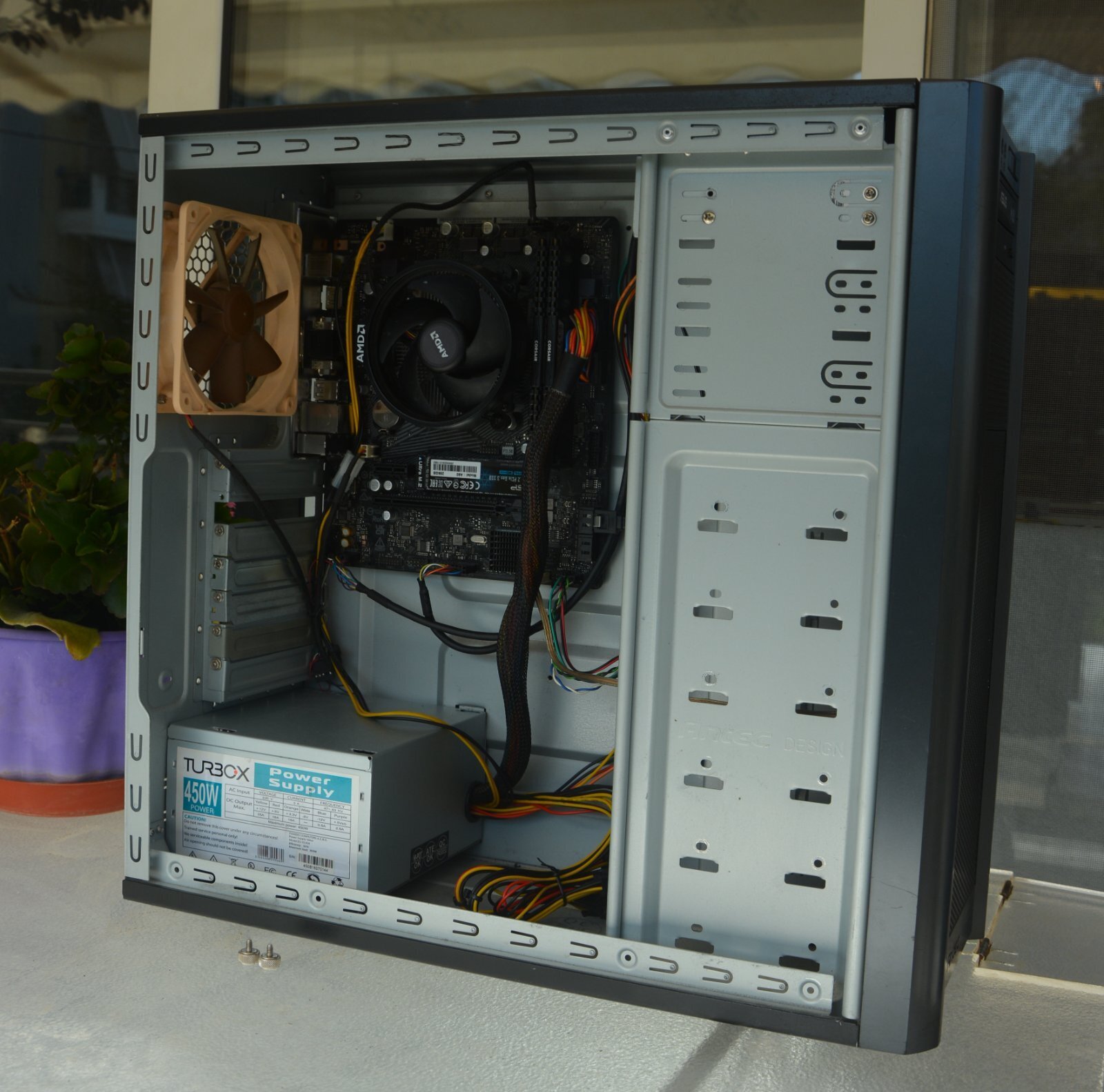 Άριστο PC για Fortnite-Roblox, με καινούργια τη μητρική και τον NVMe ...