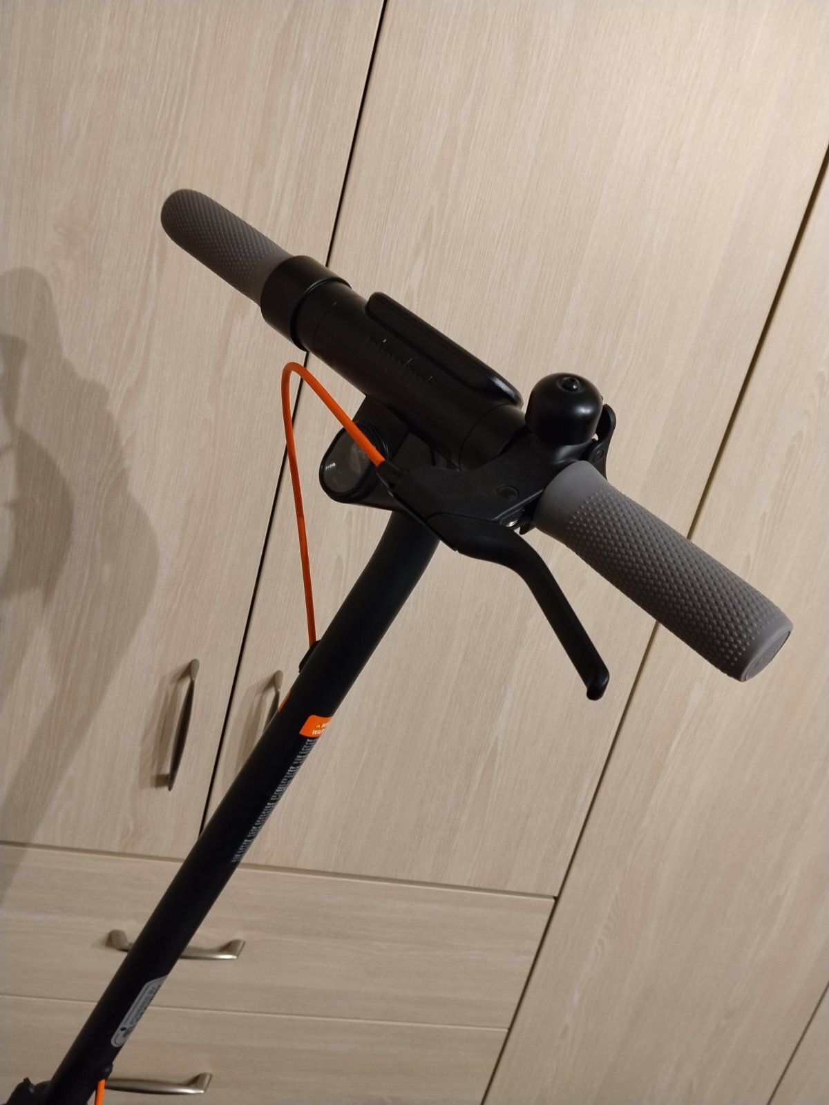 Segway E2 Plus AA.10.14.02.0001 Electric Scooter with 25km/h Max Speed ...