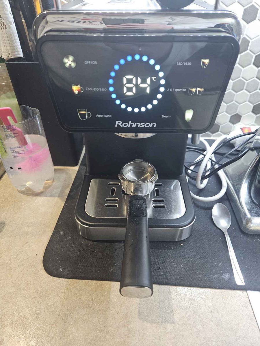 Rohnson Μηχανή Espresso 1350W Πίεσης 20bar Μαύρη R-98015 | Skroutz.gr