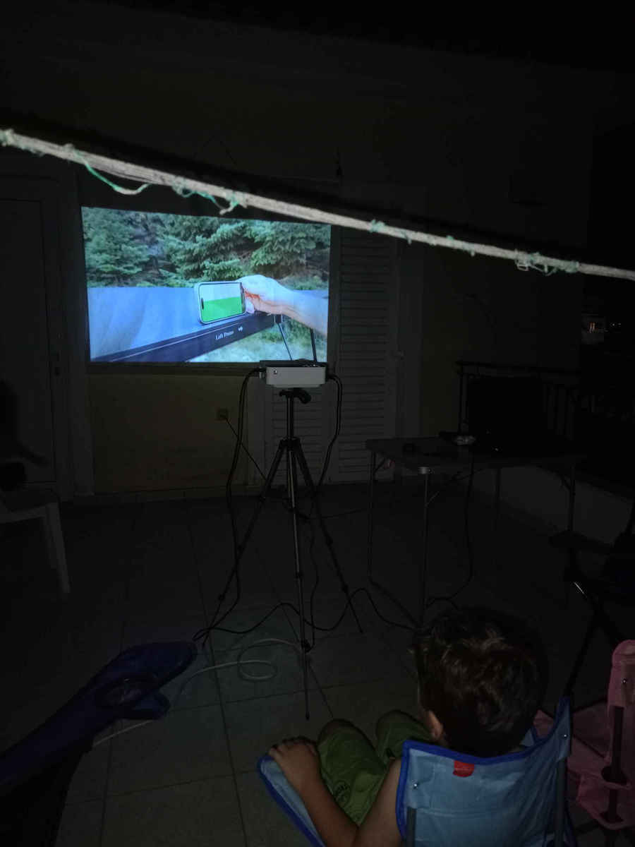 Andowl Q-A17 Mini Projector DLP Λάμπας LED με Ενσωματωμένα Ηχεία ...