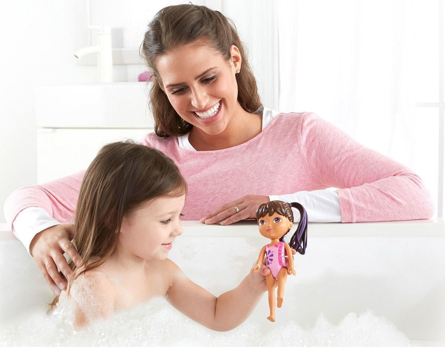 Fisher Price Κούκλα Dora & Friends Dora Bath Time Hair Highlights για 3 ...